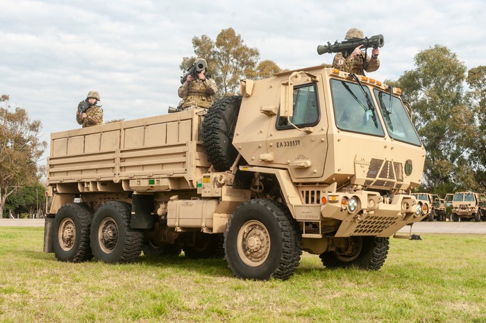 OshKosh FMTV M1083 A1P2 :: Militar Argentino :: Blog